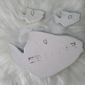 miller studios | Wall Decor | Miller Studio Chalkware Fish Trio Wall ...